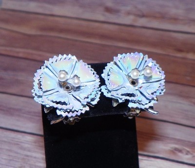 Vintage Blue Flower Clip On Earrings Iridescent Pakula Costume jewelry ...
