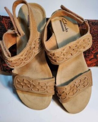 CLARKS Womens Sandals Leather 6.5 M Beige Tan Wedge Alto Anthem ...