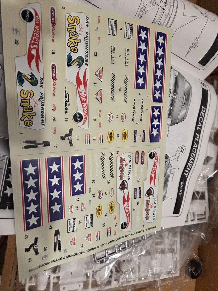 REVELL SNAKE & MONGOOSE COMBO MODEL KIT 85-6858 NEW IN BOX | eBay