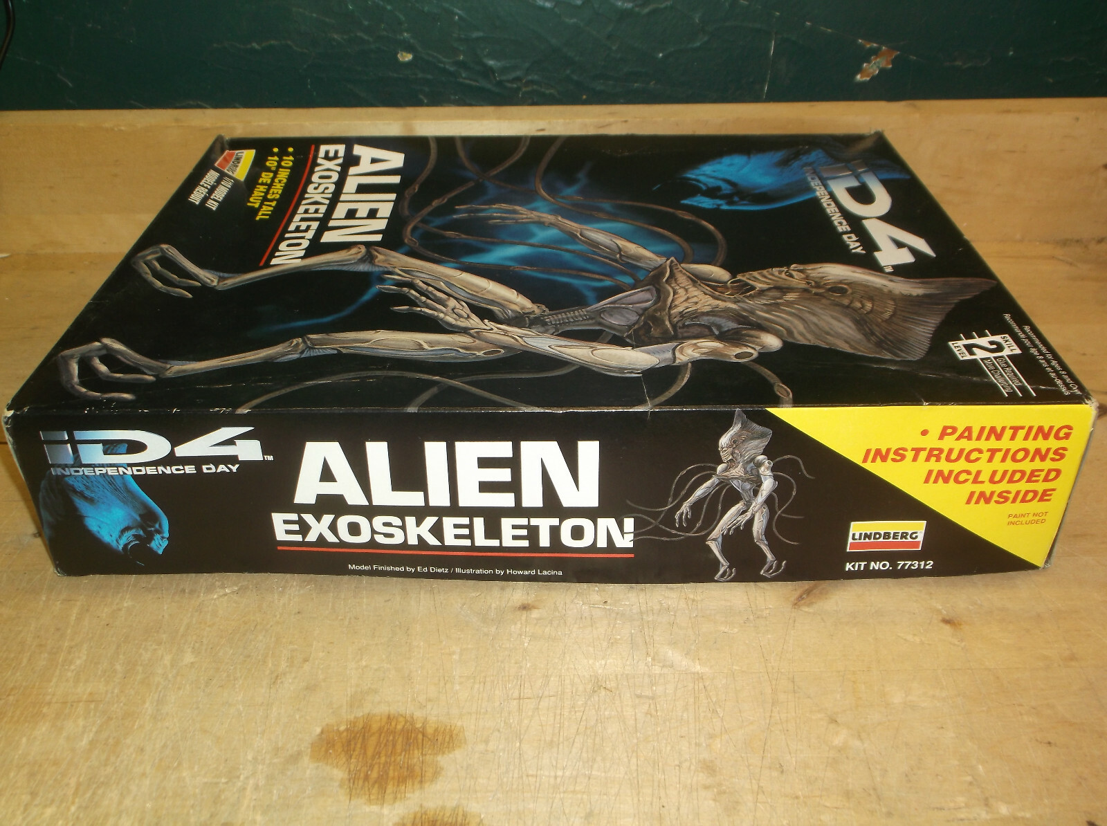 Lindberg 1/10 ID4 Independence Day Alien Exoskeleton Plastic Model Kit ...