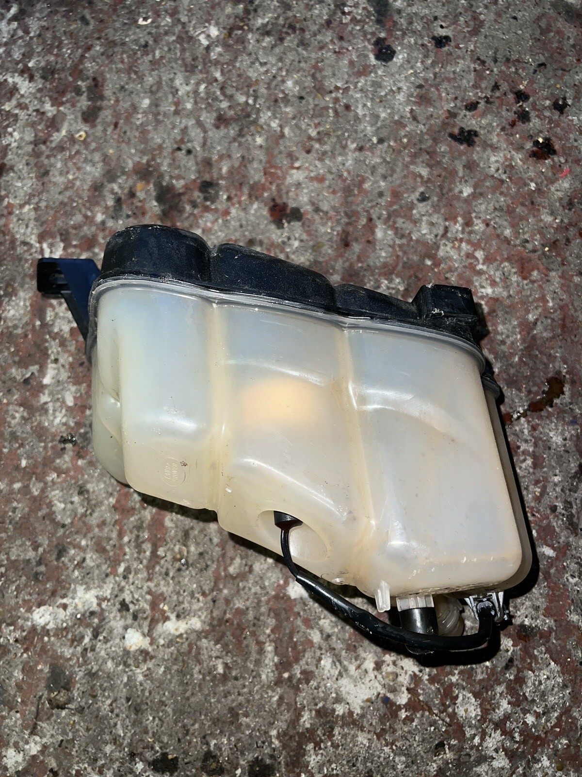 RANGE ROVER EVOQUE COOLANT EXPANSION BOTTLE HEADER TANK | eBay UK