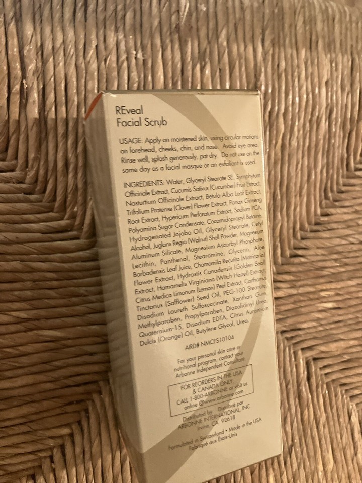 Arbonne NutriMin C RE 9 REveal Facial Scrub | eBay