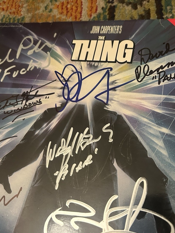 The Thing CAST SIGNED Kurt Russell Beckett 1982 john carpenter poster ...