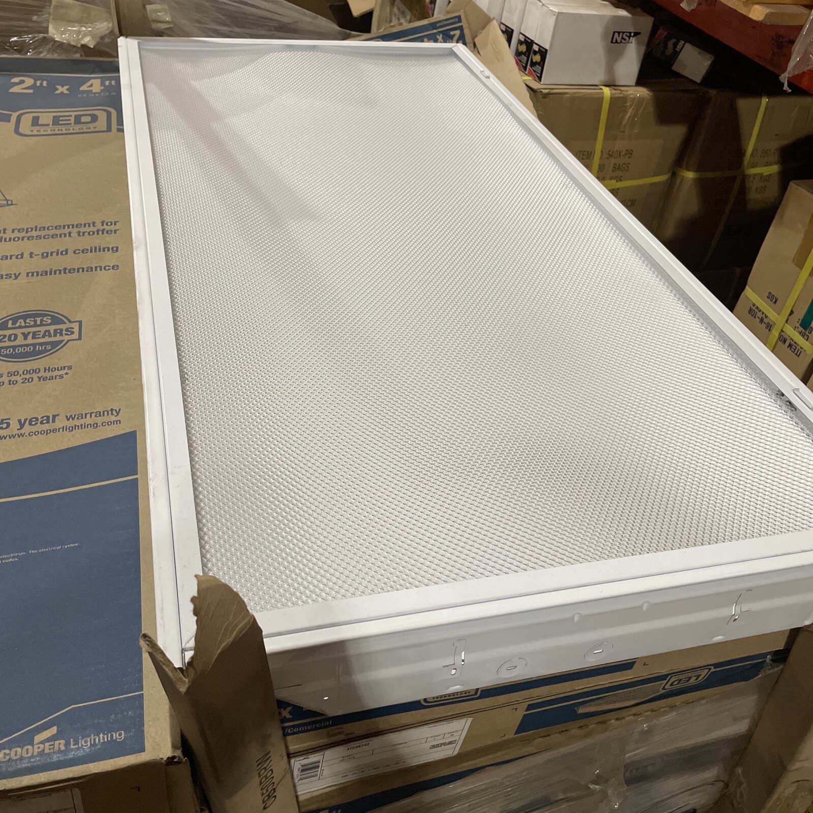 Eaton Cooper Lighting 2GR-LD1-48-A-UNV-L835-CD1-U Cooper Lighting ...