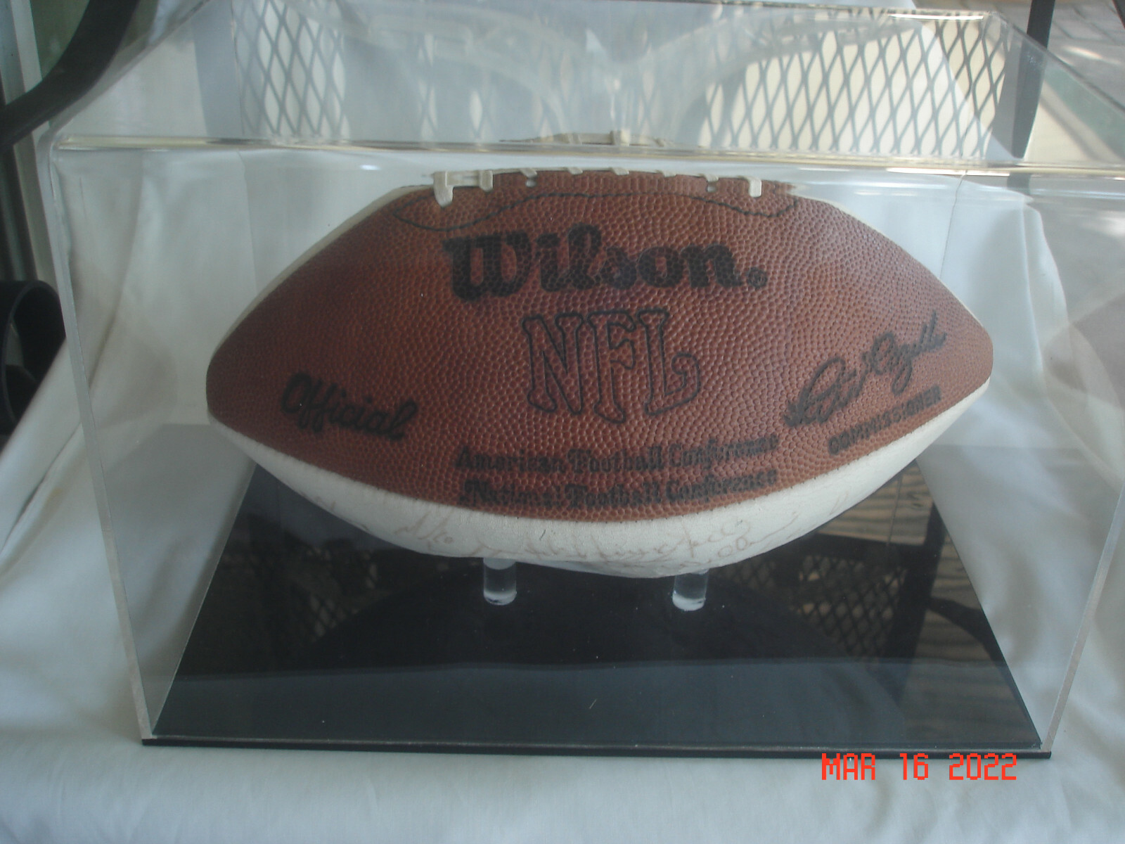 Vtg. 1981 L.A. RAMS FOOTBALL TEAM AUTOGRAPHED WILSON NFL BALL in ...