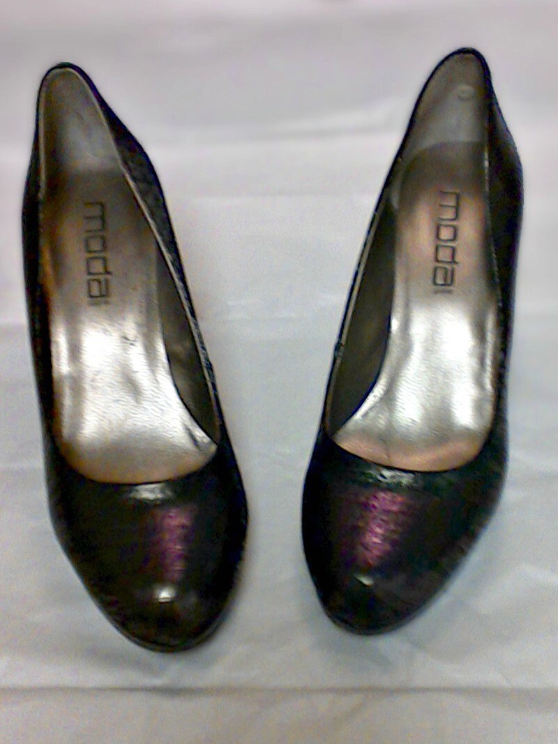 Moda Spana Bronze Snake Pattern Leather High Heel Pumps Women's Size 6M ...