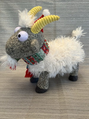 Hallmark Screaming Fainting Goat ‘Tis the Season SEE VIDEO | eBay