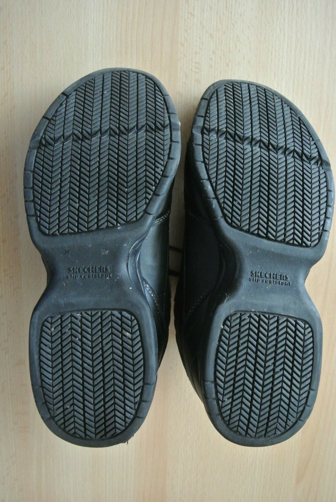 SKECHERS Relaxed Fit Memory Foam Work Shoes Sneakers Women Size 8.5 | eBay