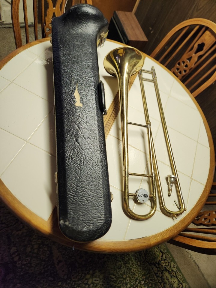 VINTAGE CONN DIRECTOR SLIDE TROMBONE W/HARD CASE AND MOUTHPIECE | eBay