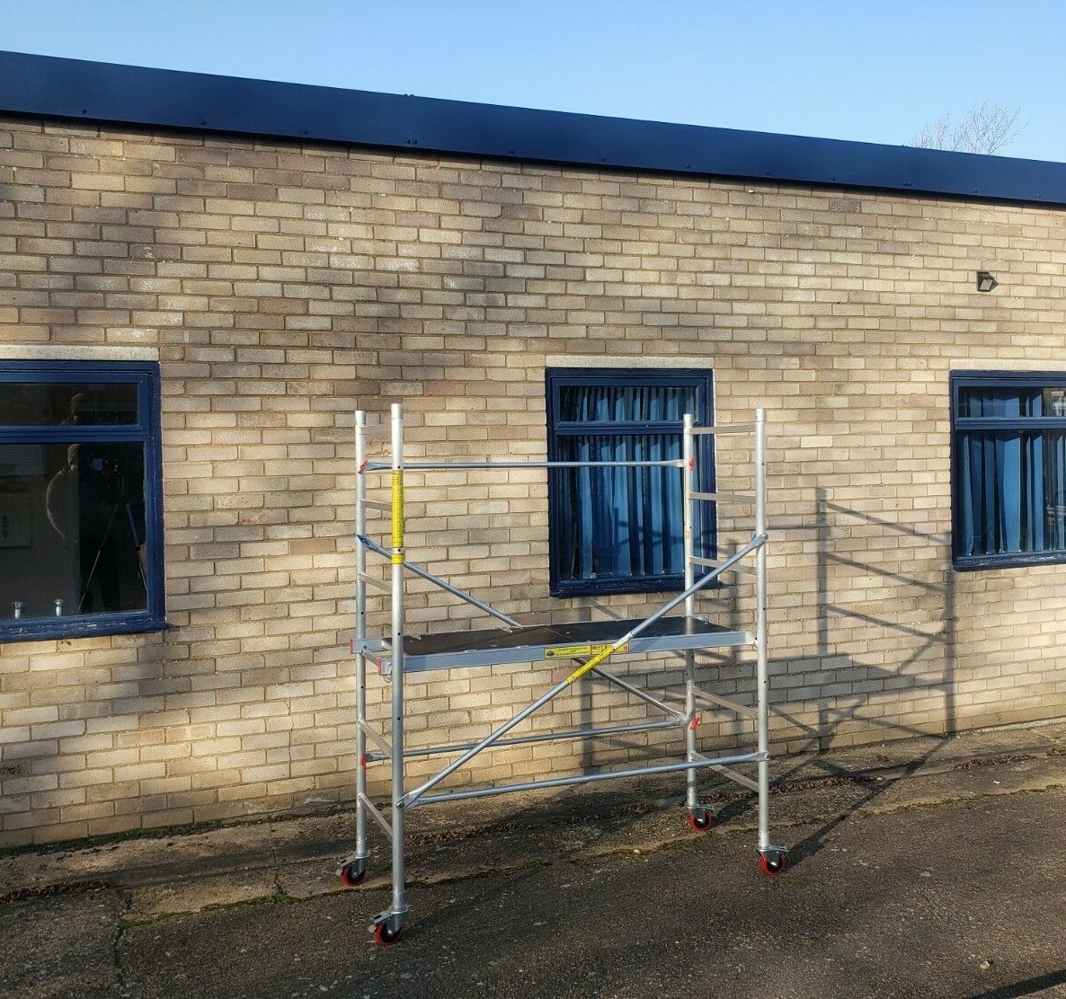Mini Access Platform with fixed wheels, Aluminium, Lightweight & rust ...