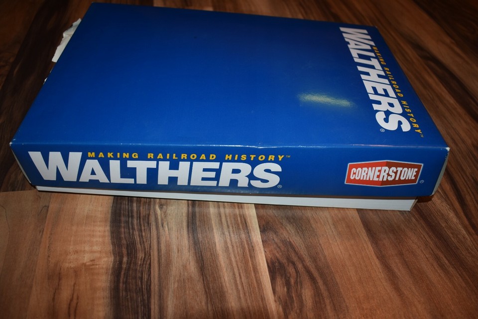 WALTHERS CORNERSTONE SERIES RAILROAD - Making railroad history model ...