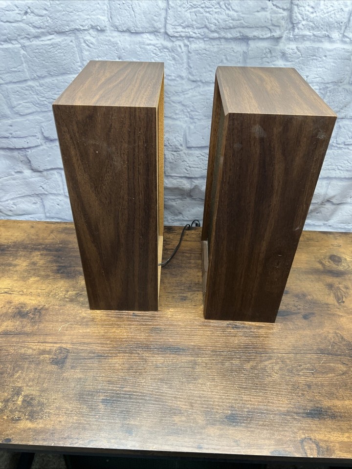 Vintage Speakers Model 132.91429050 Go To MCS 6502 Turntable Made By ...