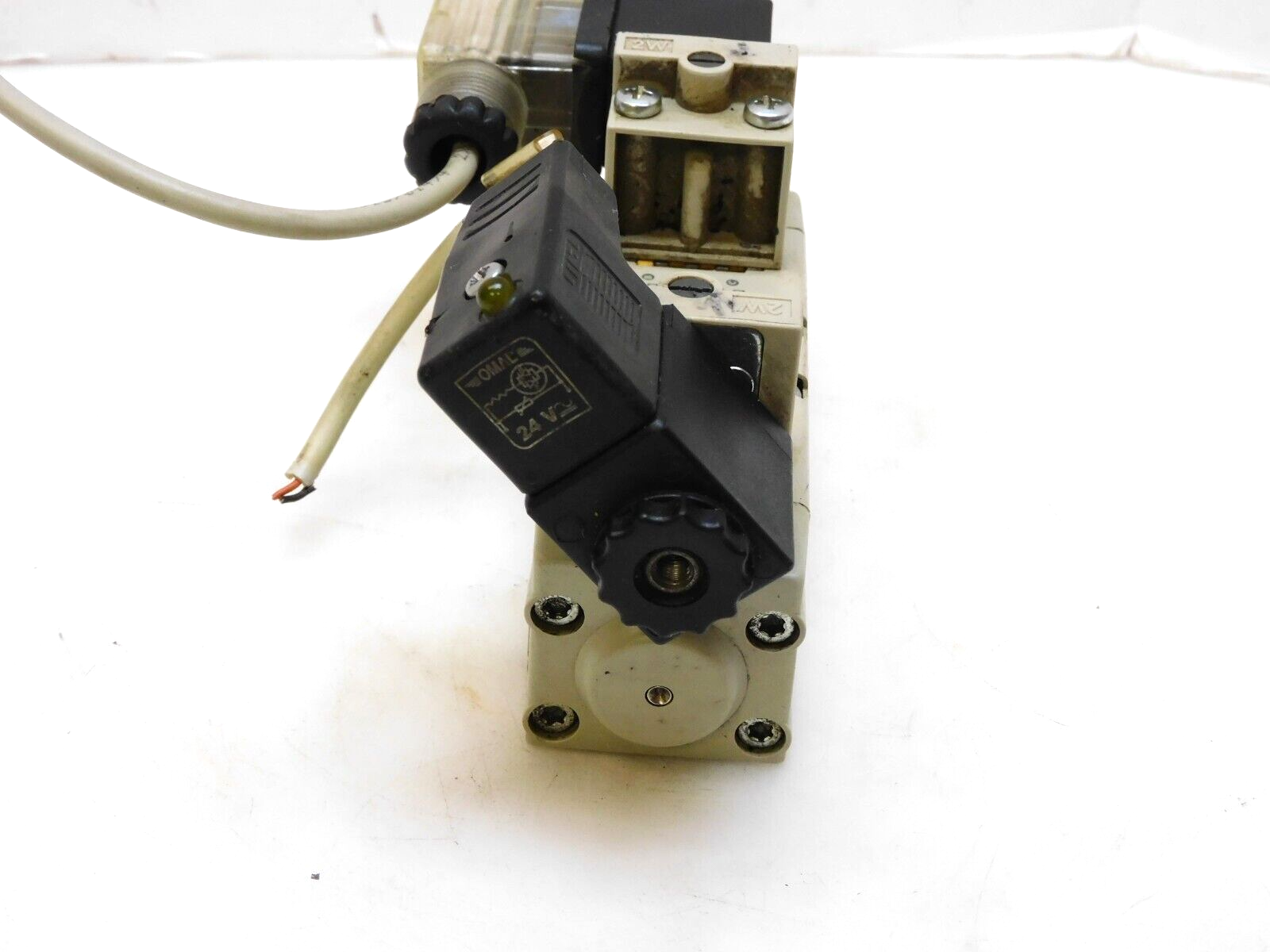 METAL WORK ISO 5599 SIZE 1 SOLENOID VALVE 24V COIL | eBay Australia