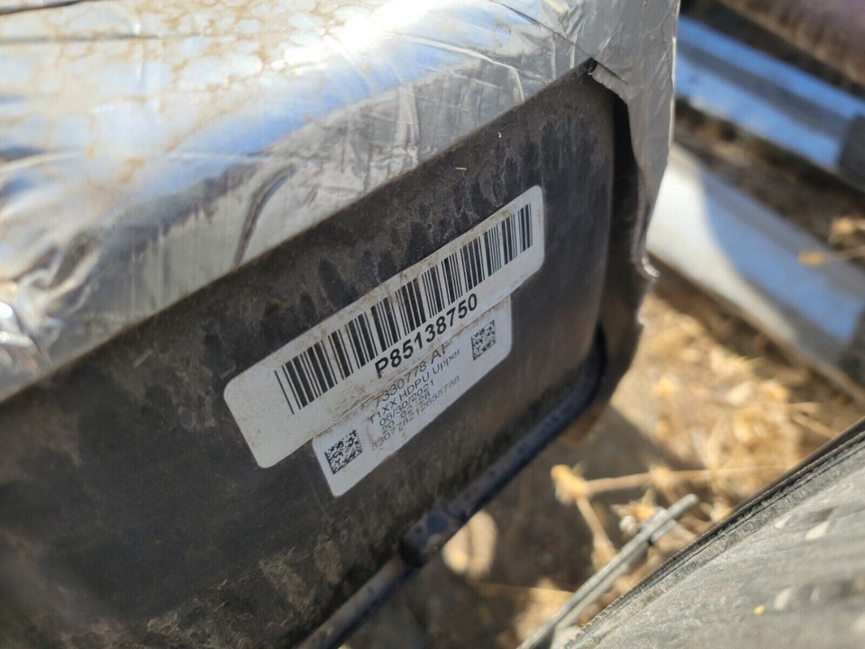 2020-2022 sierra silverado 2500 3500 Diesel Exhaust Fluid (DEF) Tank GM ...