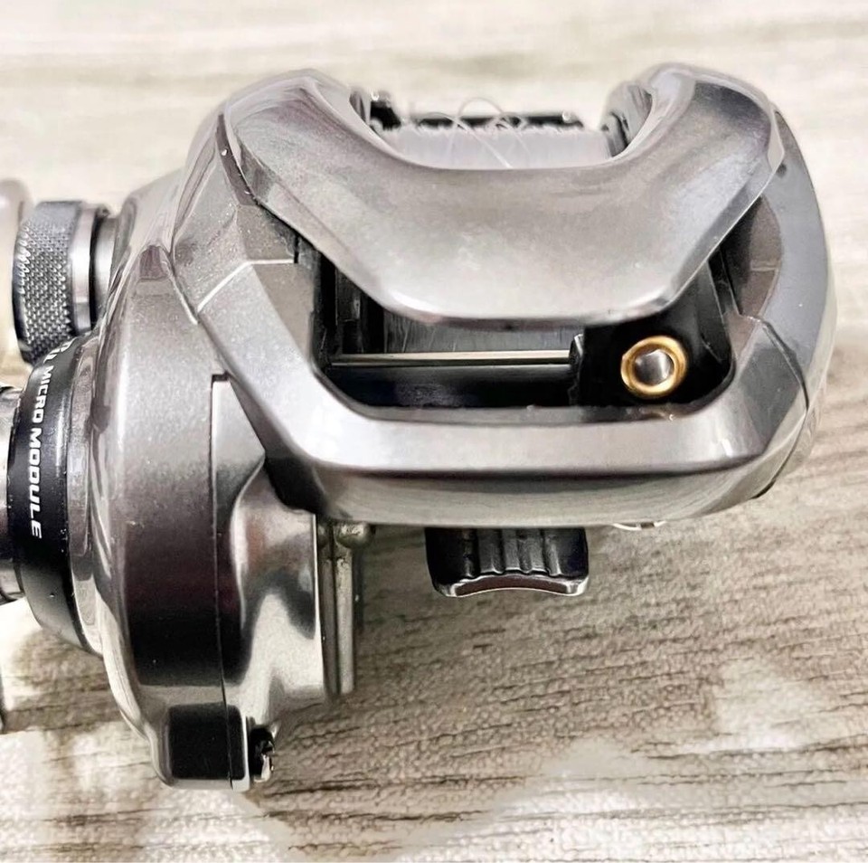 Shimano 15 Metanium DC HG Baitcast Reel Right Hand Good condition From ...