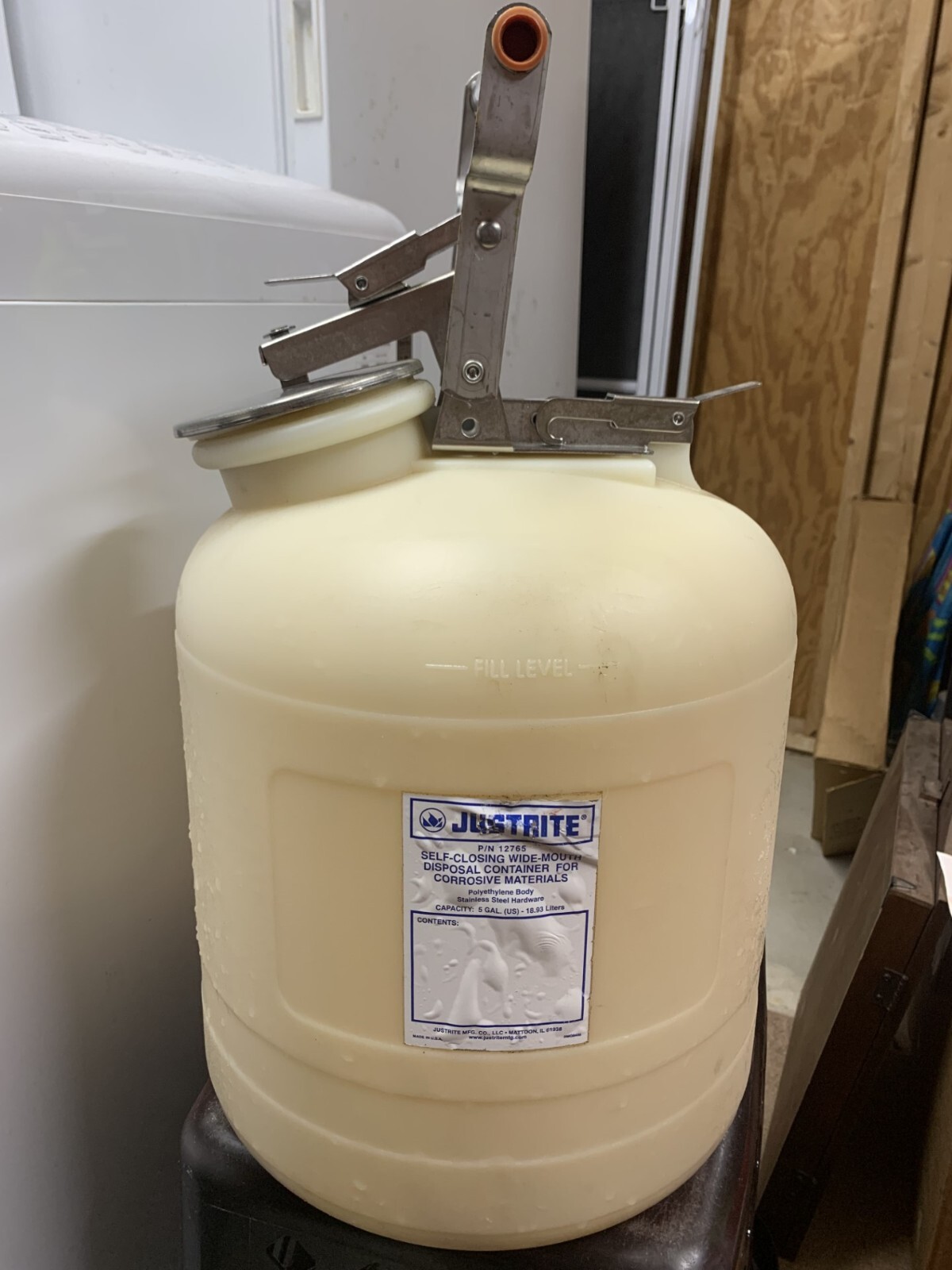 JUSTRITE PE 5-Gallon Wide-Mouth Round Safety Container for Corrosives P ...