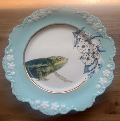 Anthropologie Lou Rota NATURE TABLE - CHAMELEON 9" Plate Blue Floral ...