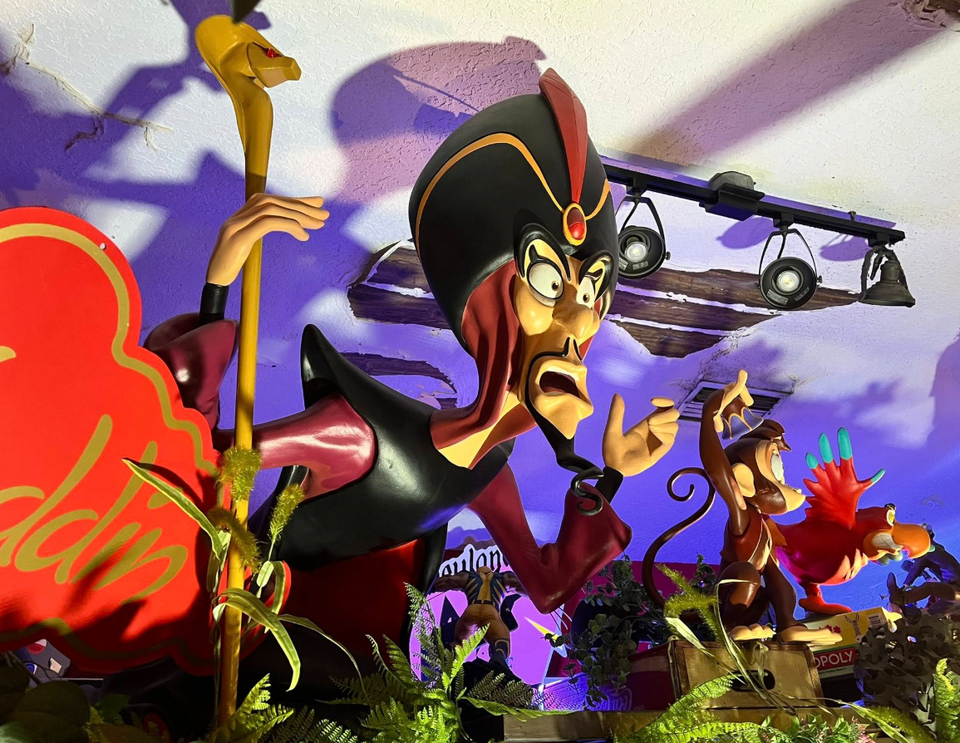 Disney Store BIG Statue Display "Jafar" Villain Prop figure Character ...