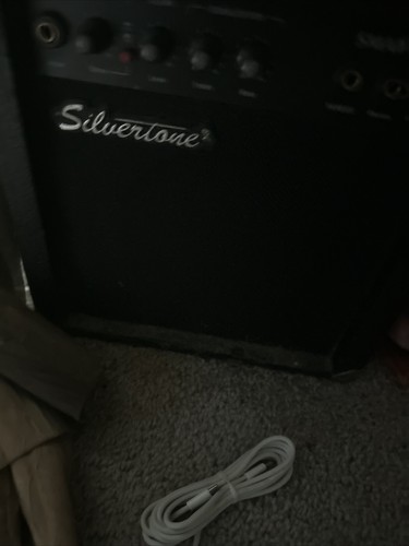Silvertone Bass Guitar Amplifier BA-XS Amp 26W Samick Musical WORKS ...