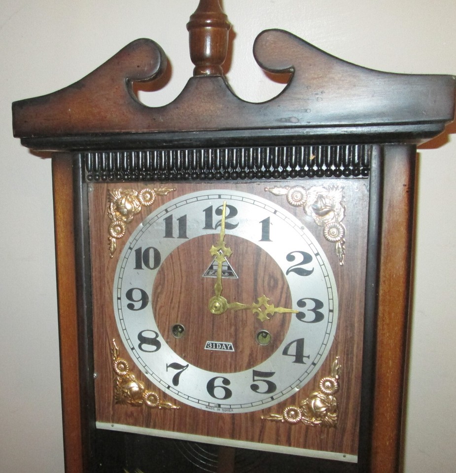 Alaron 31-Day Wall Table Desk Clock Pendulum Yellow Birds Peacock GLASS ...