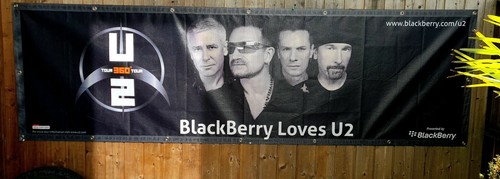 U2 BLACKBERRY LOVES U2 BANNER 360 TOUR VERY HUGE 10FT / 3FT ULTRA MEGA ...