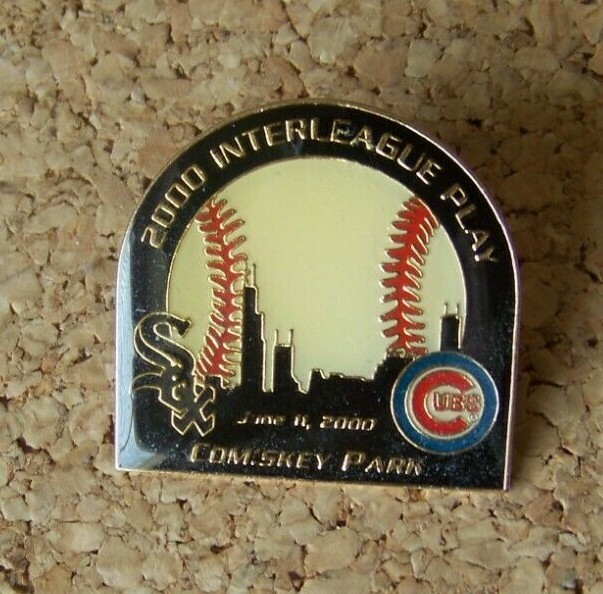 2000 Interleague Play Chicago White Sox vs Cubs lapel pin Comiskey Park ...