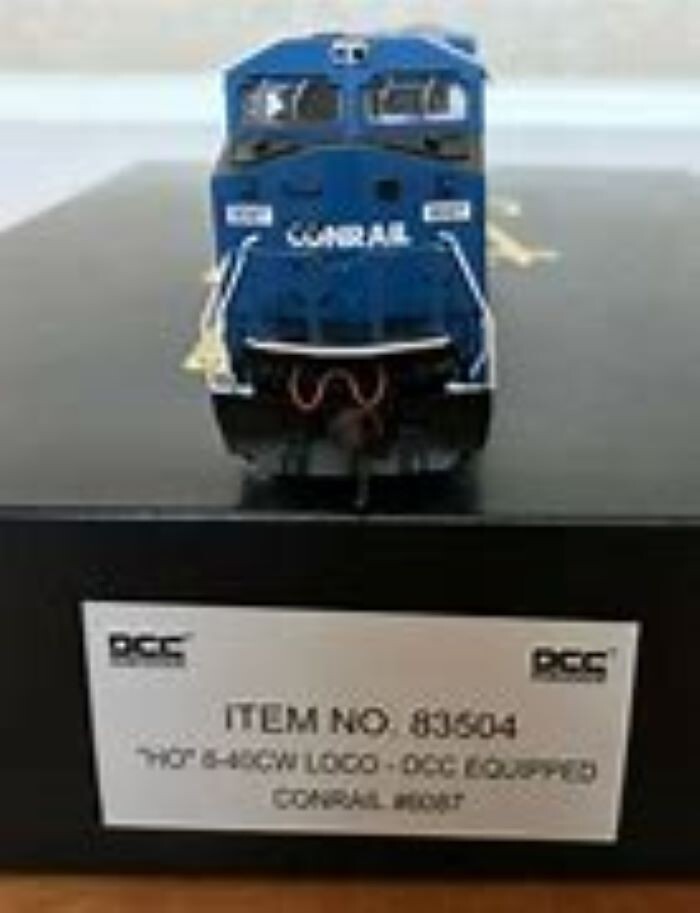 HO BACHMANN SPECTRUM GE DASH 8-40CW CONRAIL 83504 | eBay