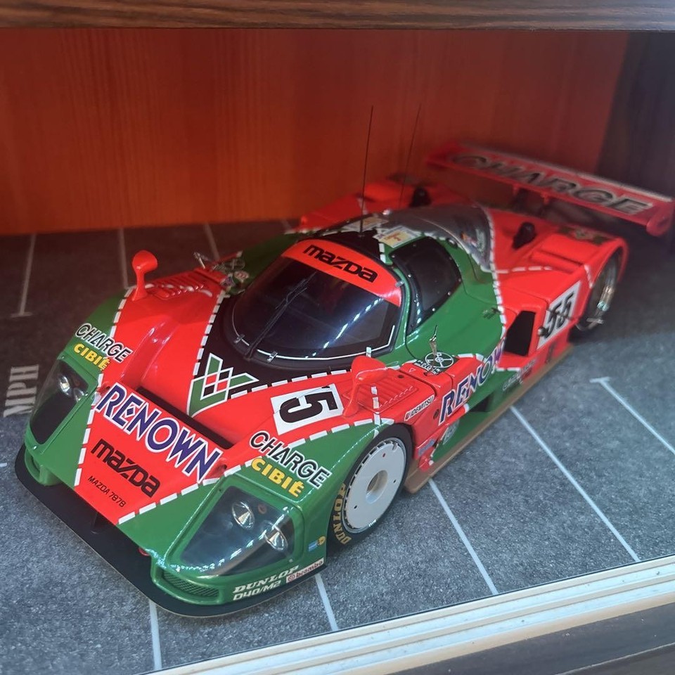 AUTOart 1/18 Mazda 787B Diecast Model Car – Repaired Mirror, No Box | eBay