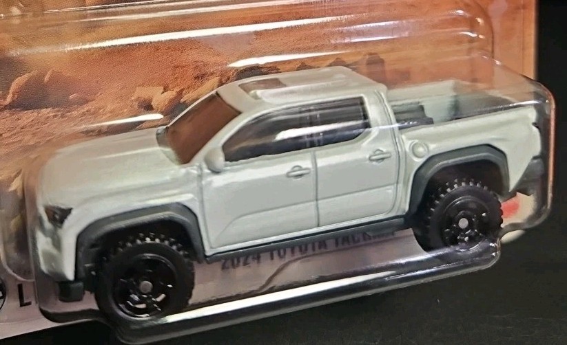 Matchbox 2023 TOYOTA RAV4 TRD * 2024 TOYOTA TACOMA * TOYOTA 4RUNNER LOT ...