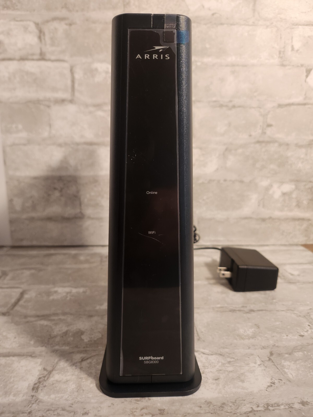 ARRIS SURFboard SBG8300 DOCSIS 3.1 Gigabit Cable Modem & AC2350 Dual ...