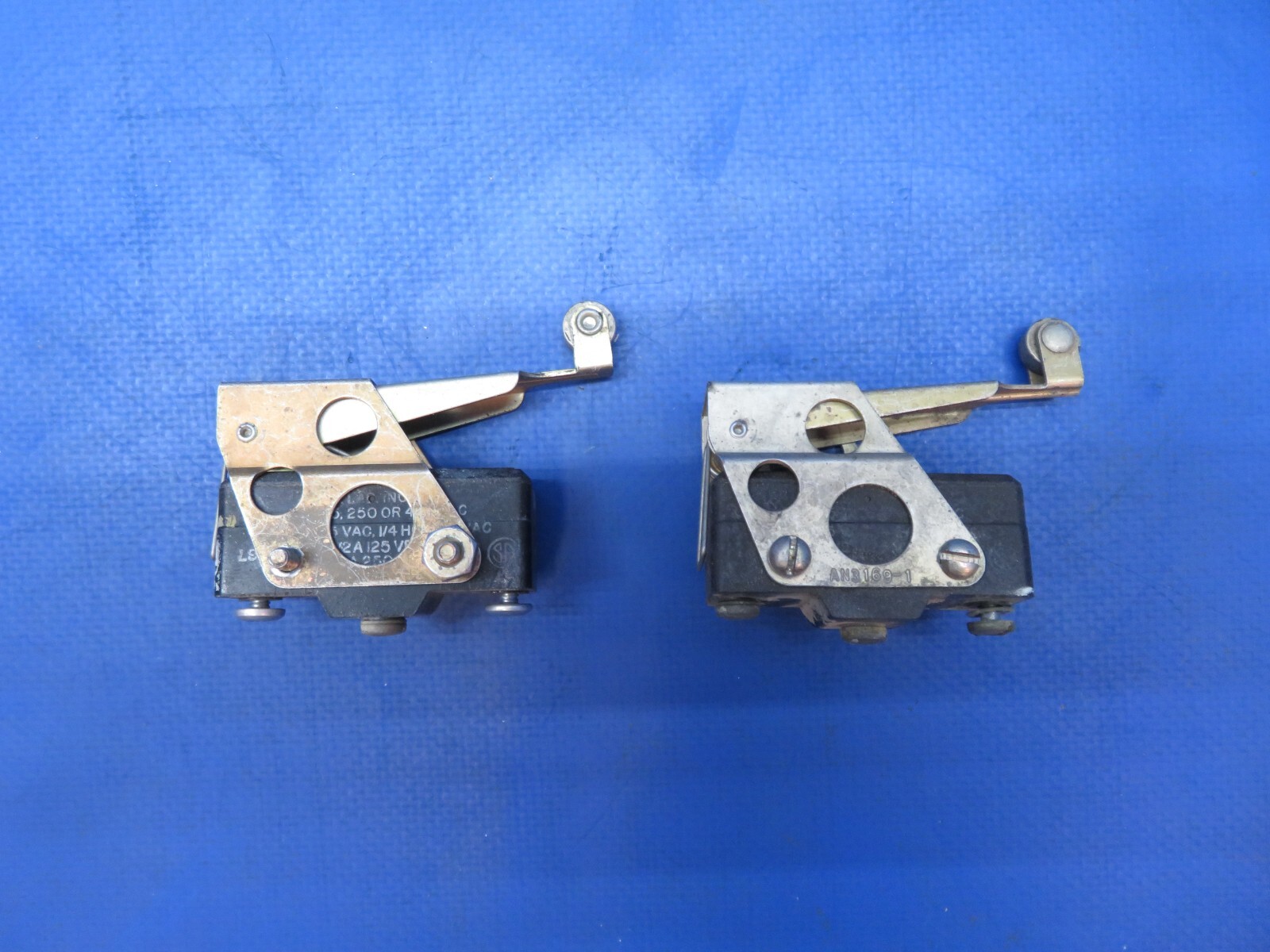 Beech Bonanza Flap Limit Switch Up & Down w/ Brackets P/N MS25026-1 ...