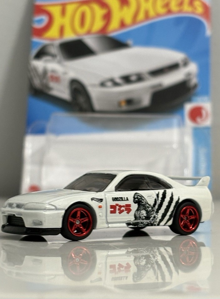 Hot Wheels CUSTOM Nissan Skyline GTR R33 With Rubber Tires | eBay