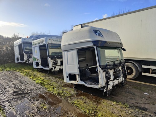 Daf Xf 106 super Space Cab Cabin Shell | eBay UK