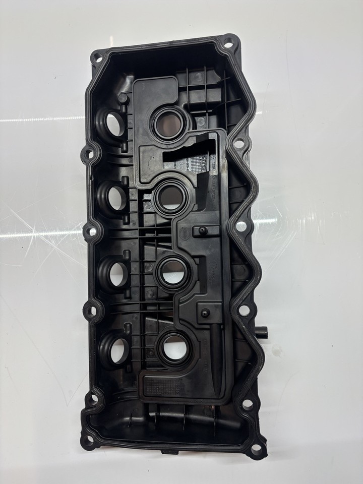 Valve cover Cylinder head cover For Nissan Navara 2.5 dCi YD25DDTi 1326 ...