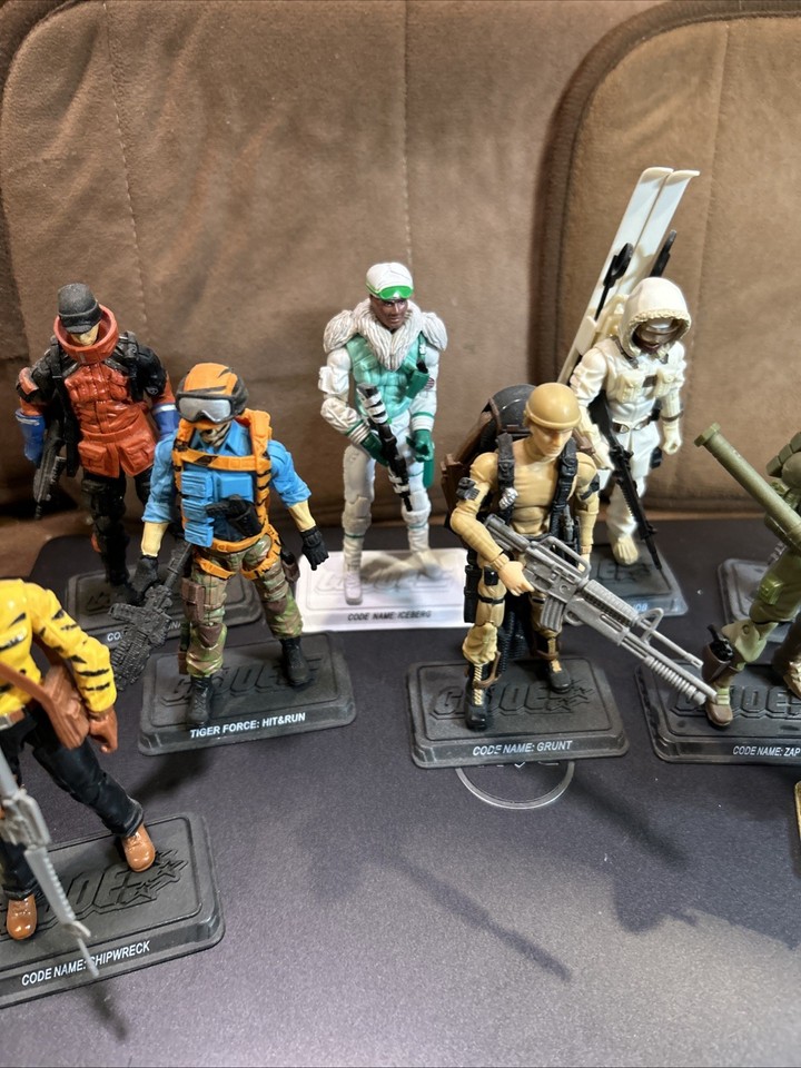 GI Joe 25th Anniversary Figure Lot Of 9 - Tiger Force, Zap, Iceberg ...
