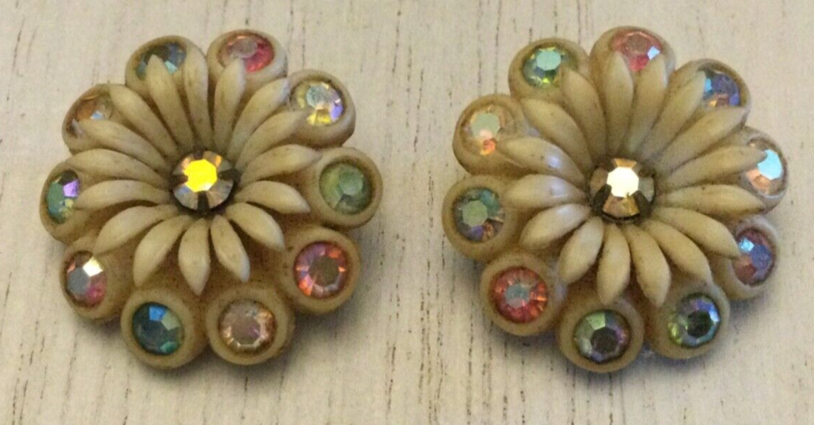 Vintage Estate AB Rhinestone Flower Design Clip Earri… - Gem