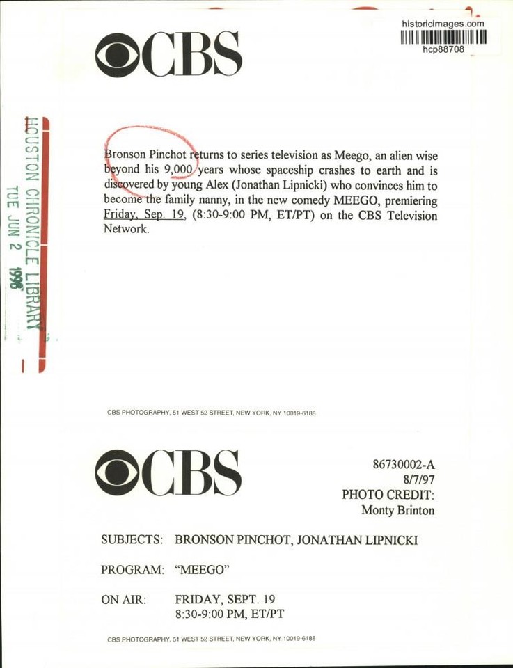 1997 Press Photo Bronson Pinchot & Jonathan Lipnicki star in "Meego" on ...