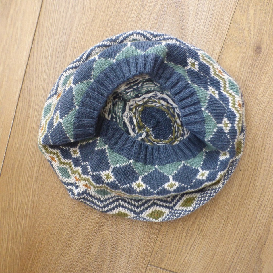 Seasalt beret Bramble Jelly beret hat wool/cashmere mix green and blue ...