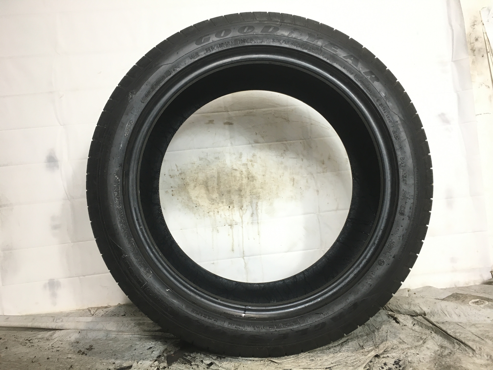 [1] Goodyear Eagle Sport A/S ROF Run Flat P285/40R20 285 40 20 Tire 5.5 ...