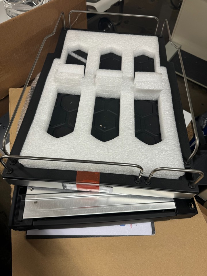 Thermo Vanquish Base, Tray UHPLC HPLC #17130 | eBay