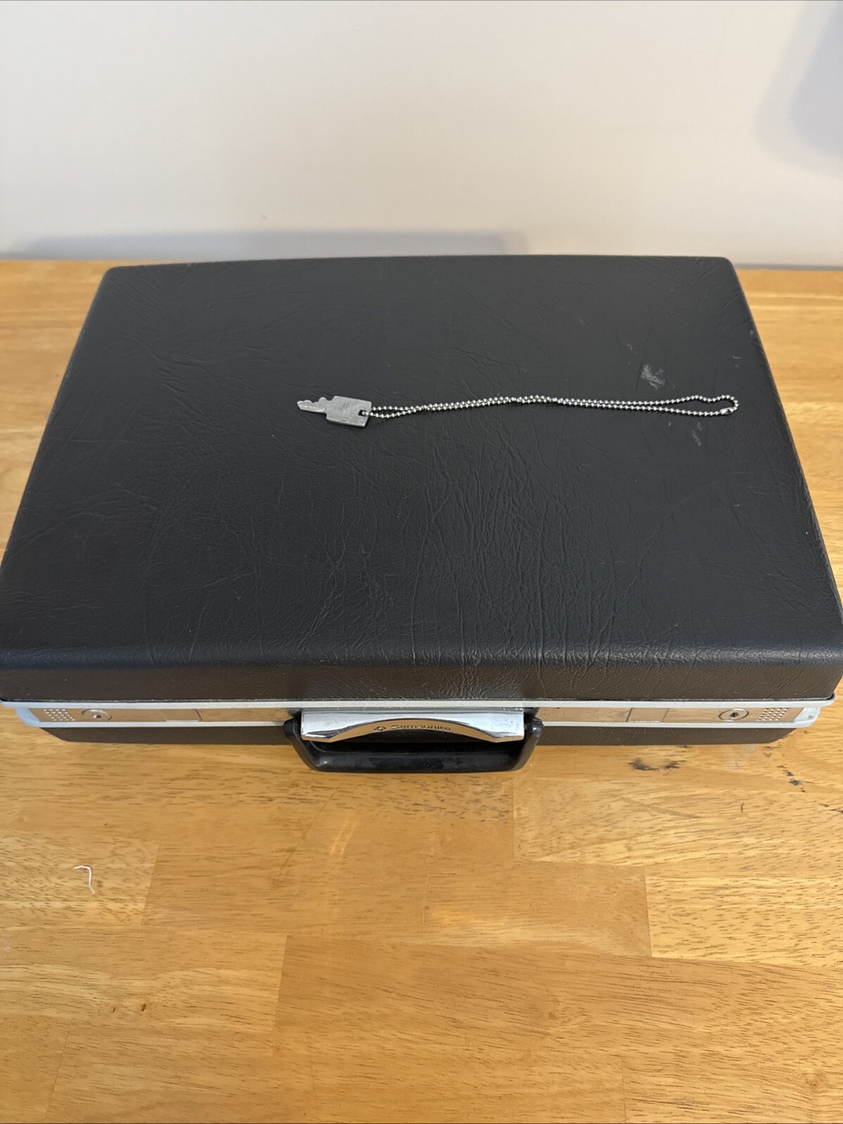 Vintage Samsonite Black Briefcase Key Included Hard S… - Gem