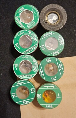 Lot of 8 25 Amp Screw-In Plug Edison Fuses New Old Stock All Continuity ...
