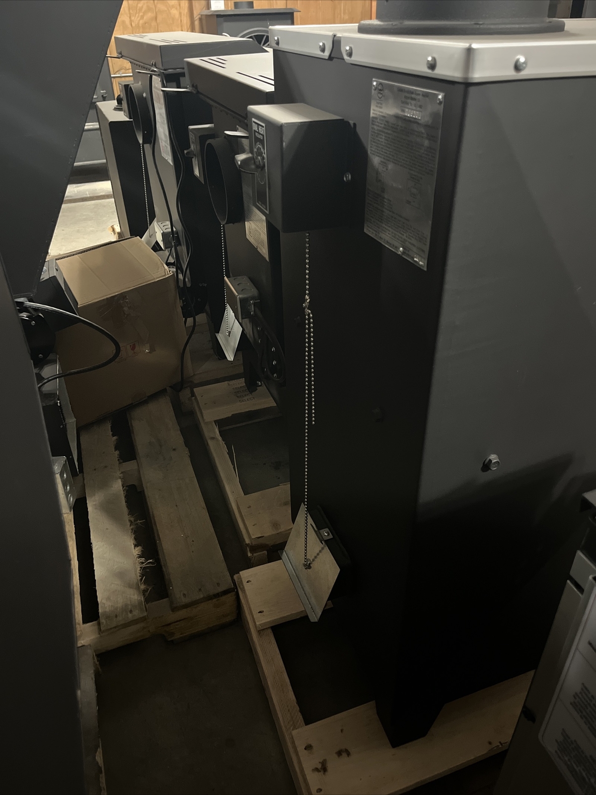 Hitzer 55UL Hand Fired Coal Stove- 75,000BTU No electricity required ...