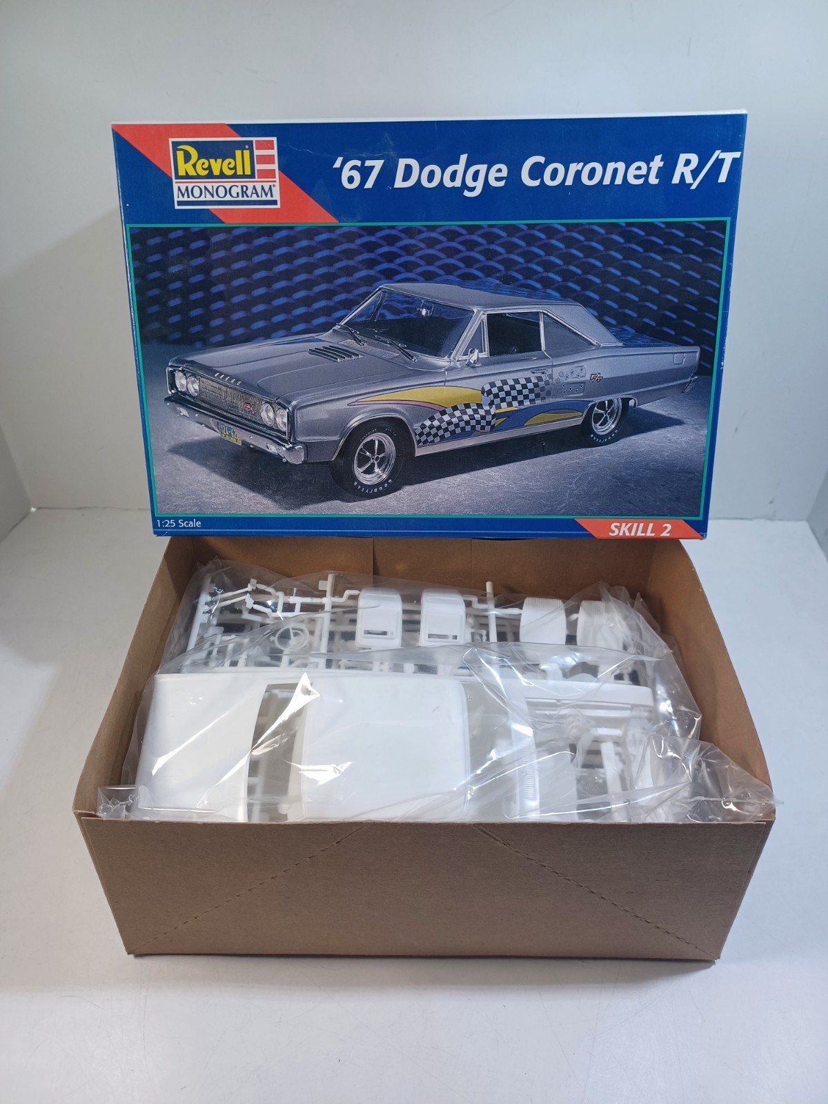 Revell Monogram '67 Dodge Coronet R/T 1/25 Model Kit | eBay