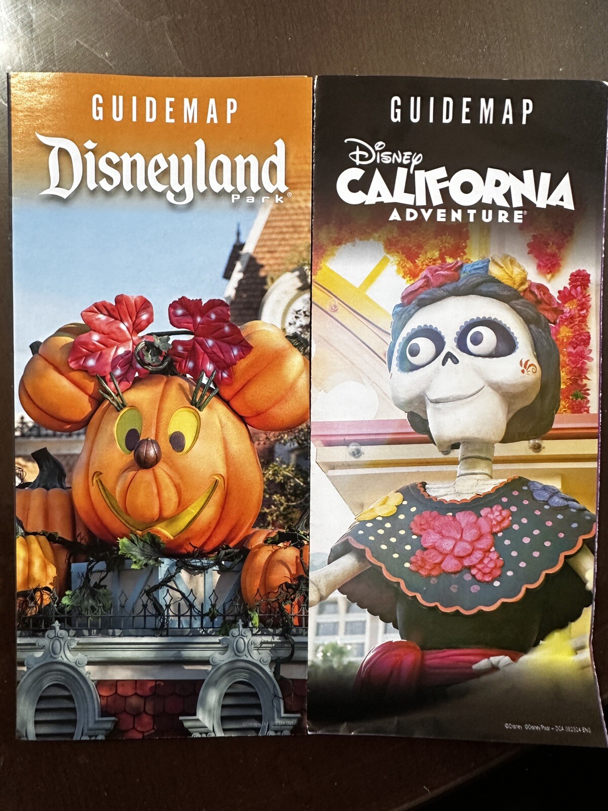 Disneyland Resort & DCA Halloween Guide Map August 2024 Minnie Mouse ...