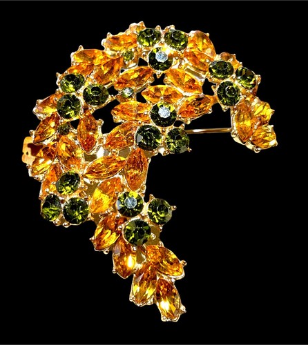 1950'S CROWN TRIFARI AMBER & GREEEN RHINESTONE 'CONTESSA' CRESCENT ...