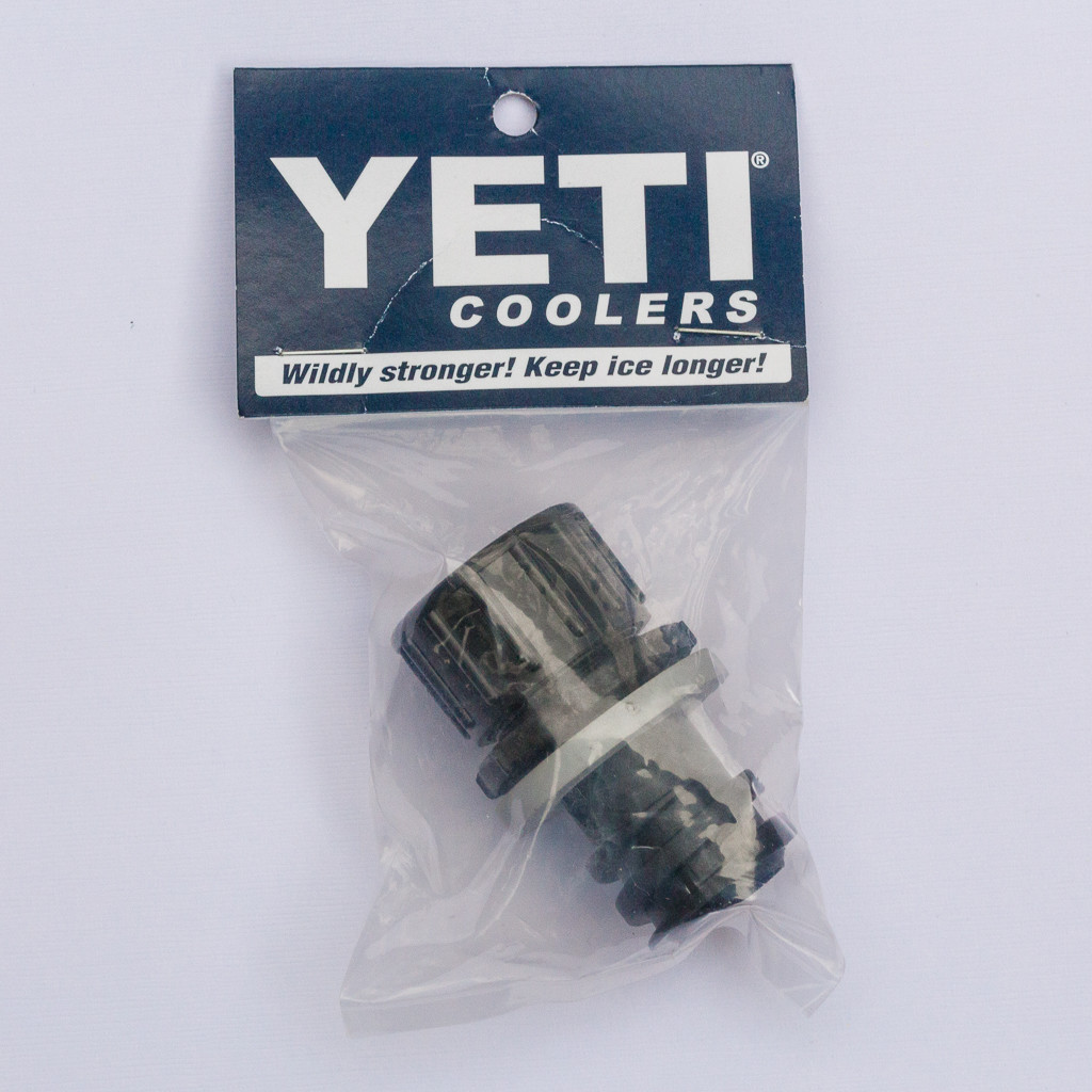 A00021 YETI Coolers OEM Drain Plug with Hose Connection Adapter ...
