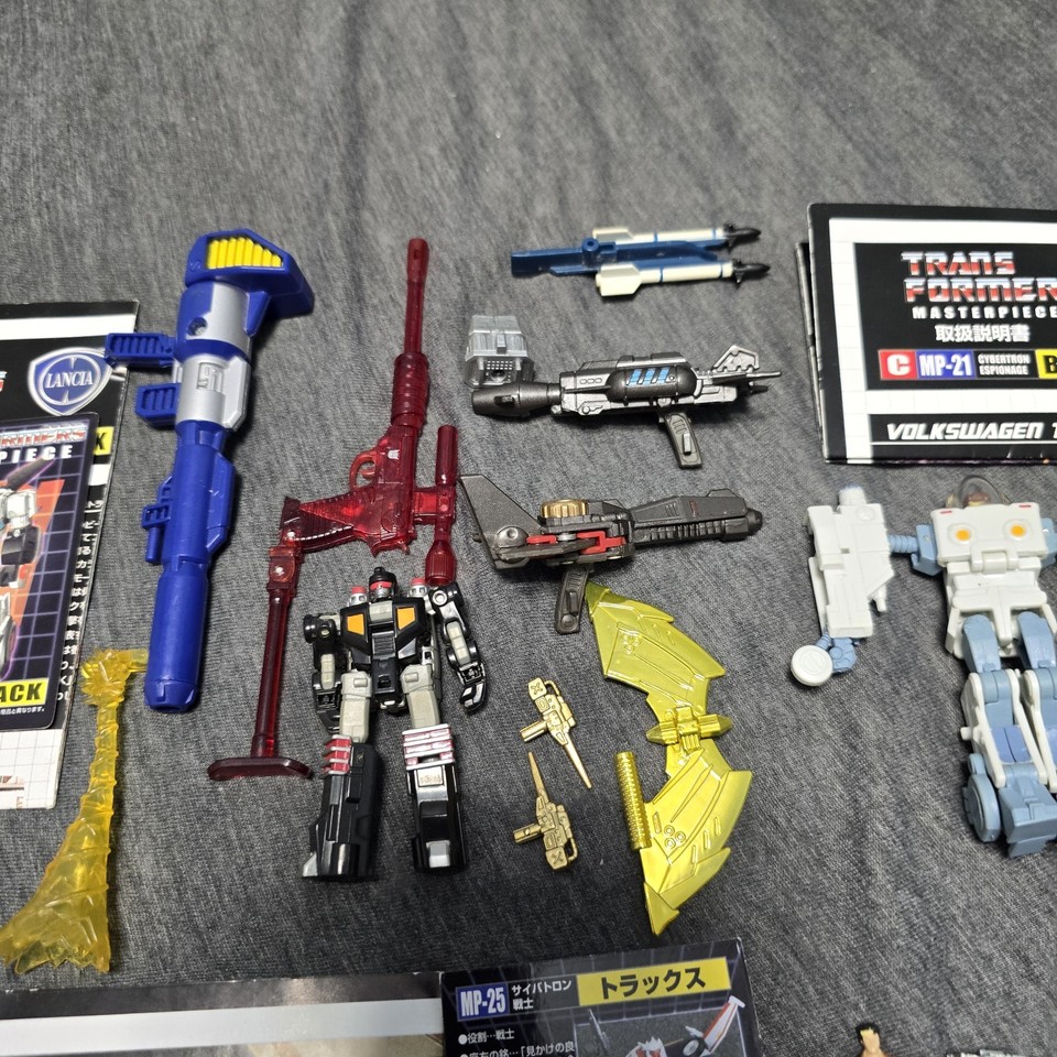 Transformers Masterpiece Lot Of Accesories Weapons & Manuals Sam ...