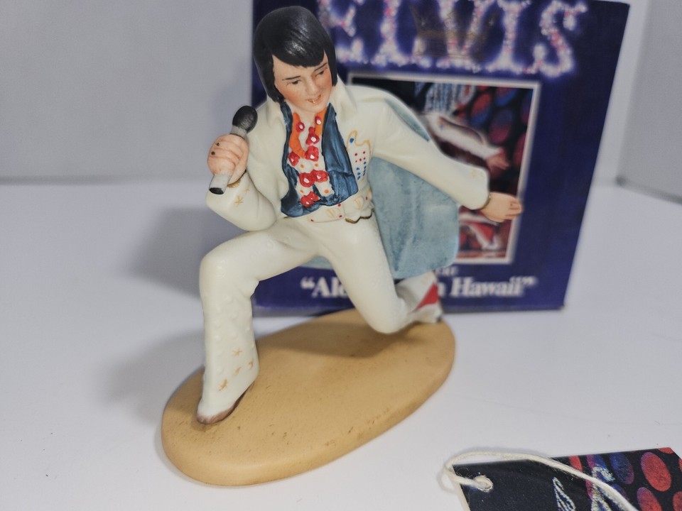 Royal Orleans Presents Elvis in concert Figurine "Aloha From Hawaii ...