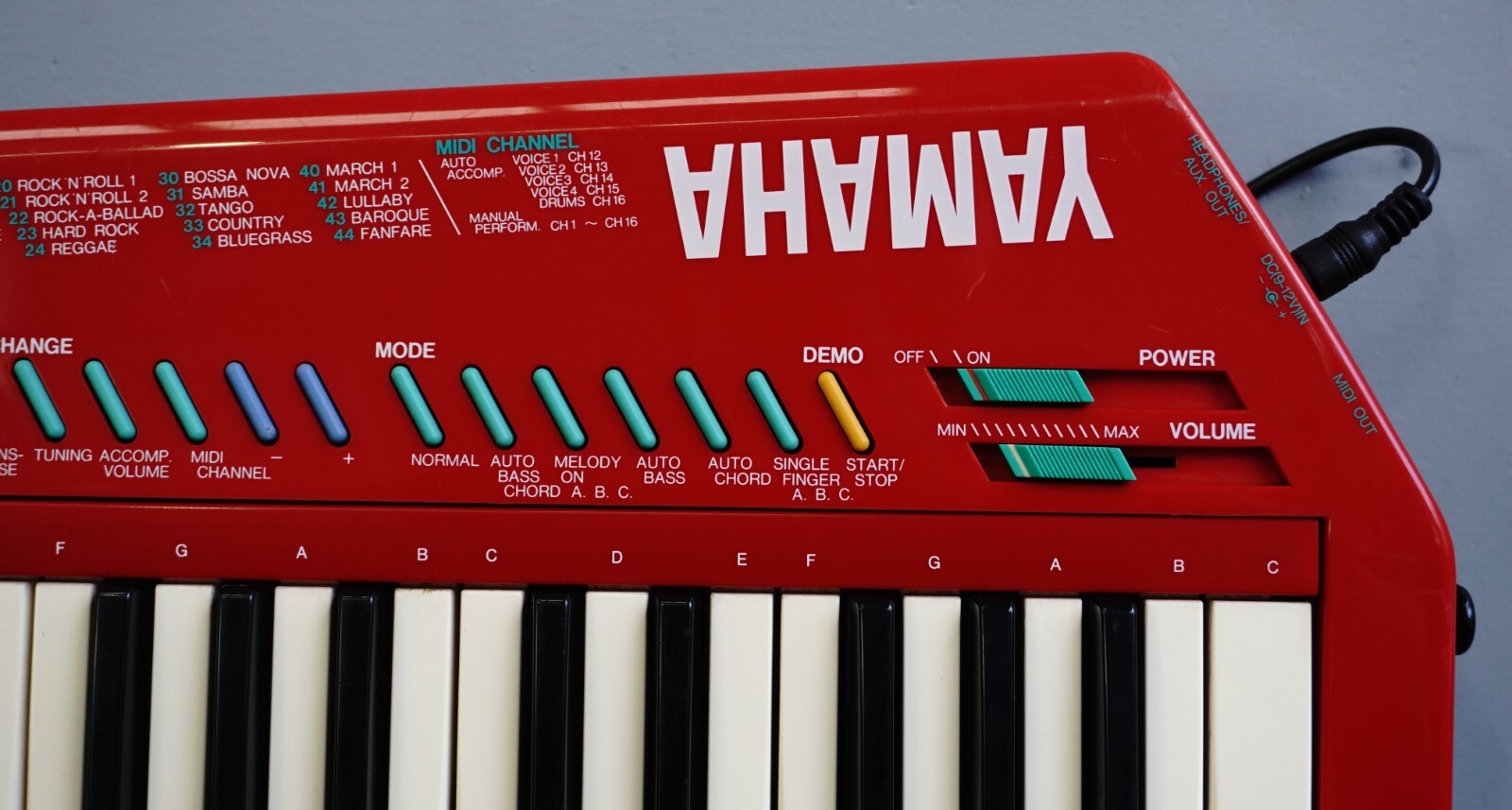 YAMAHA SHS-10 R RED FM Digital Keyboard With MIDI Keytar Controller ...